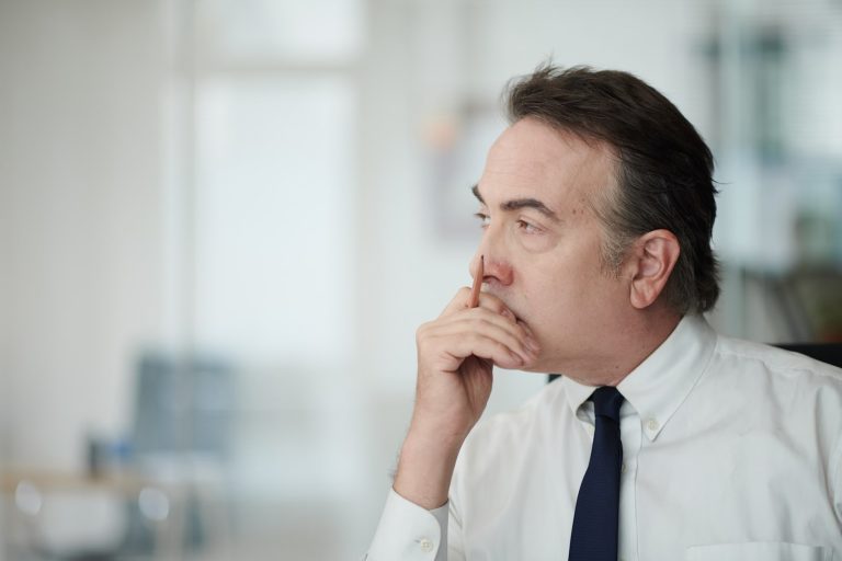 Self-reflection: The key to improving your sales management - SalesGuru