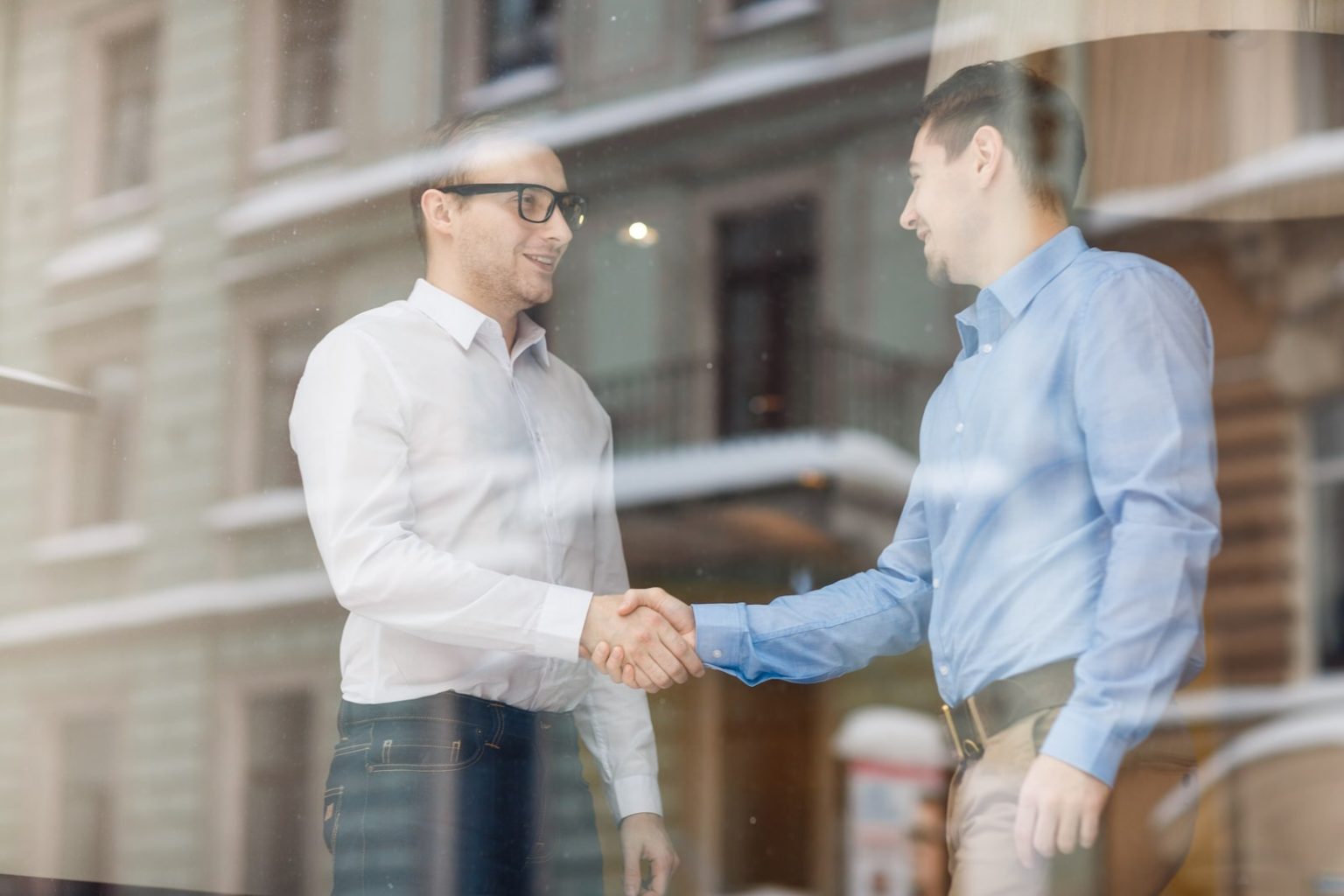 Coaching for sales and rapport: Building trust without the gimmicks ...