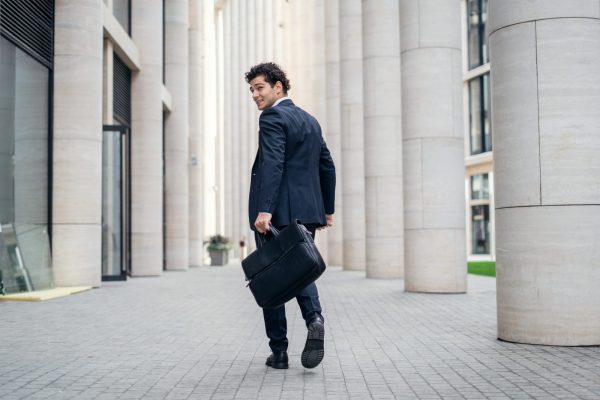 Don't wait for motivation: Why sales courses build better closers ...